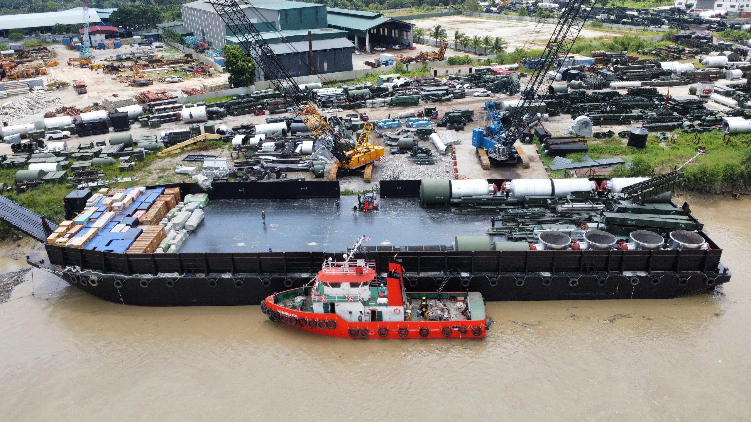 Tug & Barge Charter Malaysia – South East Asia | Unimaju Logistics